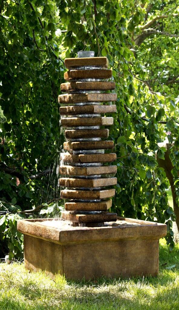 Square Luminaire Fountain | Artistic Statuary